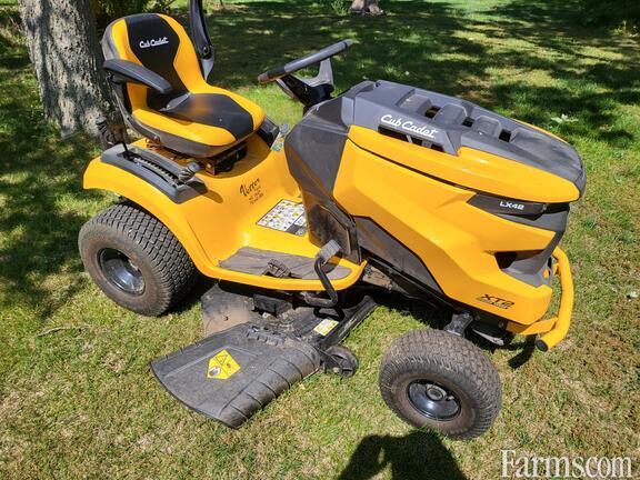 Cub Cadet 2021 LX42 KH Riding Lawn Mowers for Sale | USFarmer.com