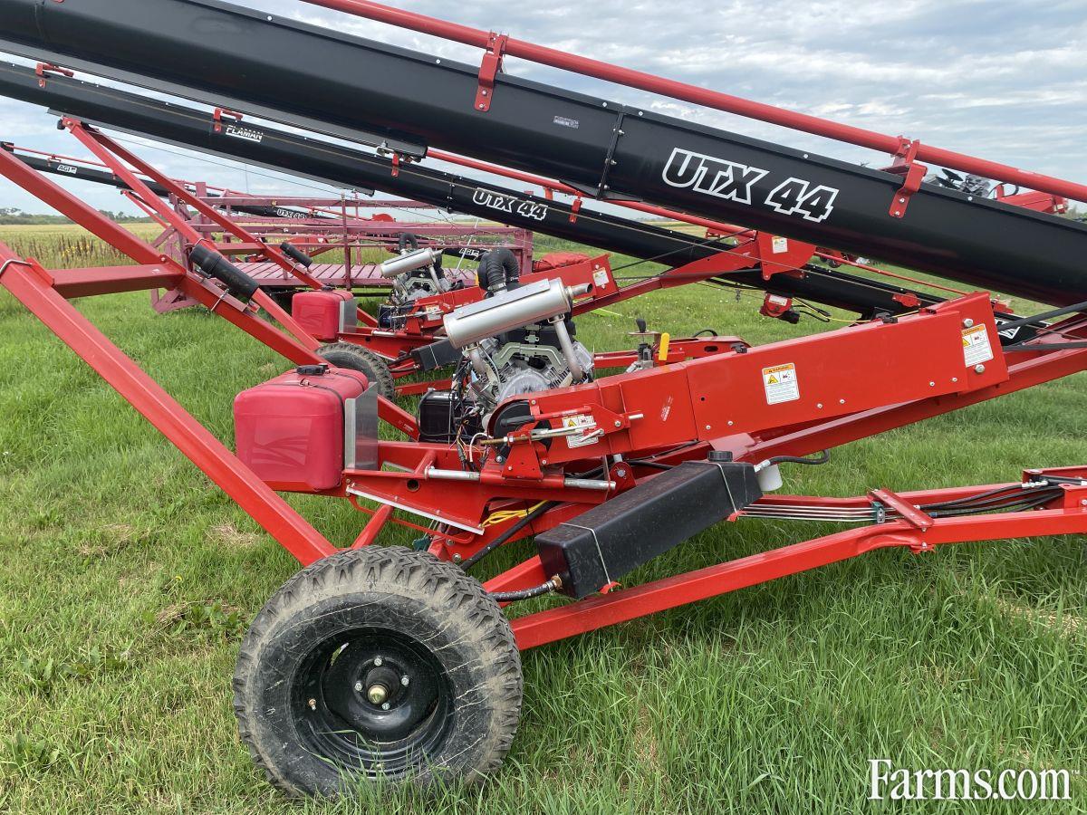 AGI UTX44 Auger / Elevator / Conveyor | Classified | Farms.com