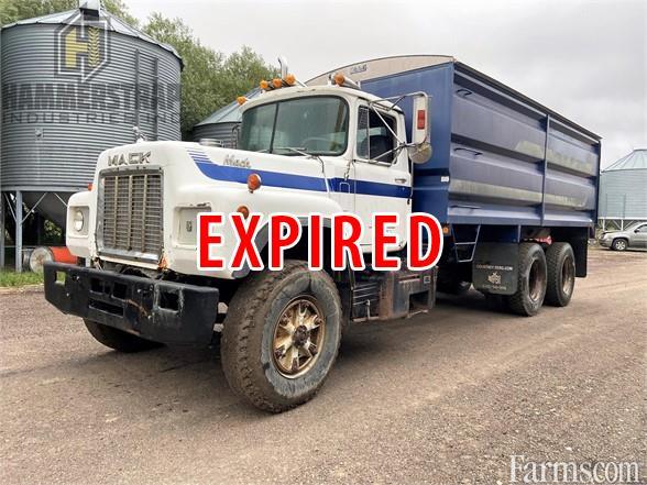 1977 RD612S Hopper / Grain Trailer for Sale | Farms.com