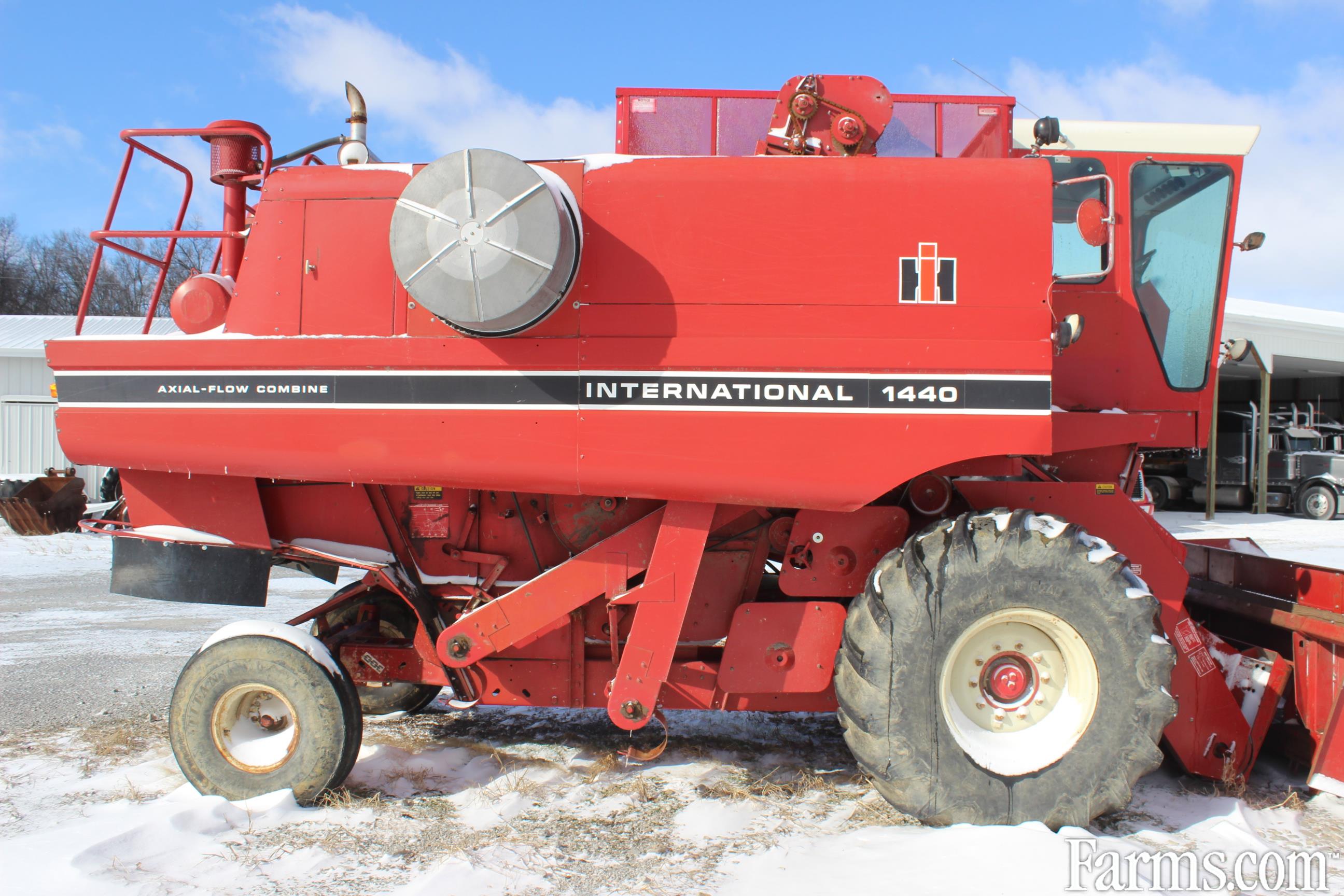 International 1979 1440 Combines for Sale | USFarmer.com