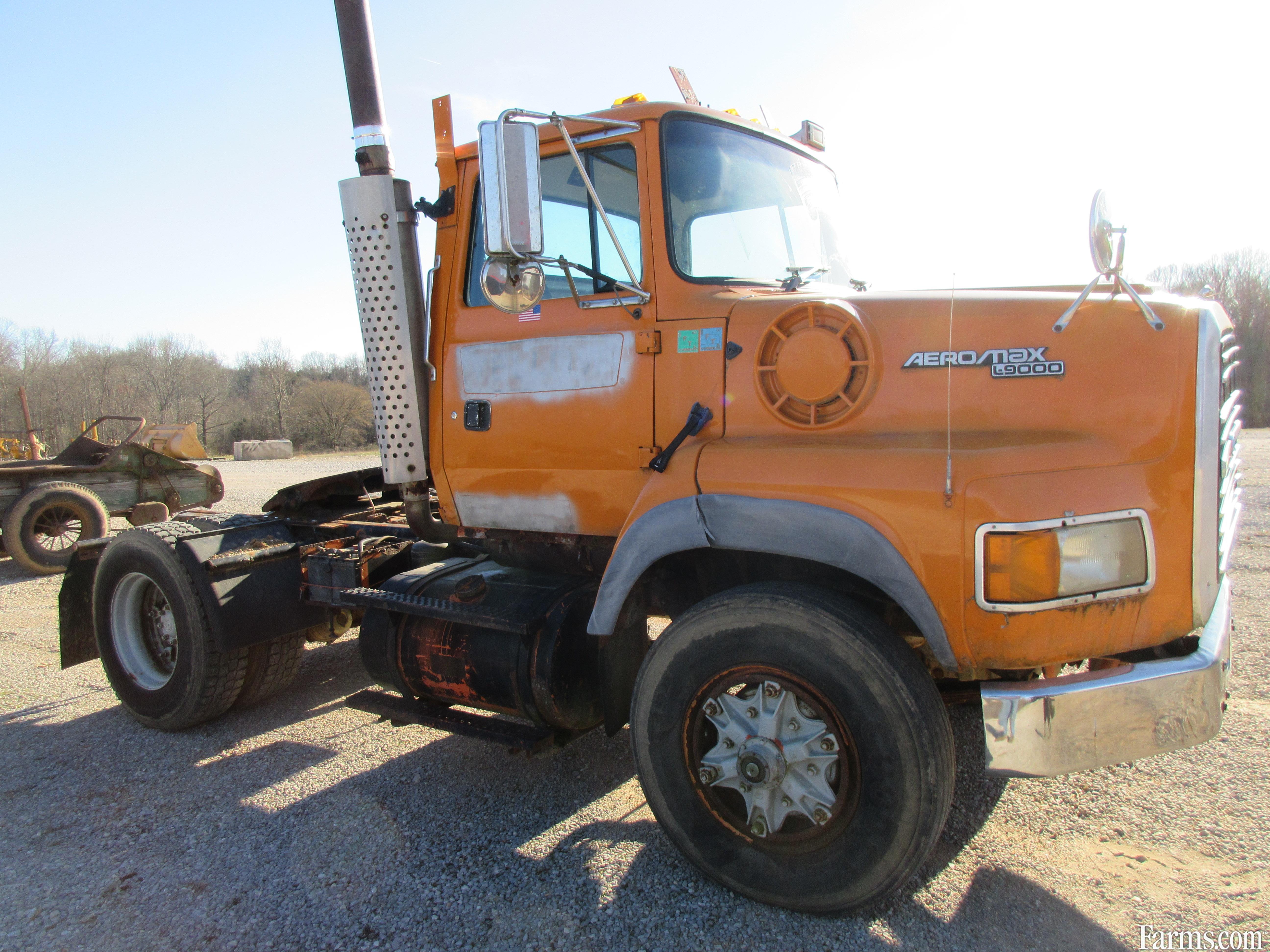 Ford 1994 L9000 Conventional Trucks for Sale | USFarmer.com